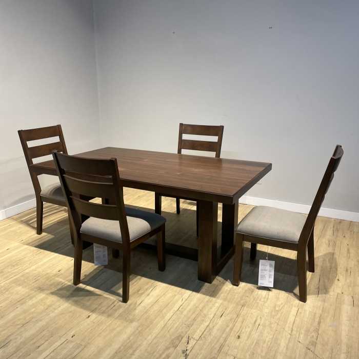 Kitchen & Dining Tables Furniture Store in Deerfield, Chicago, IL ...