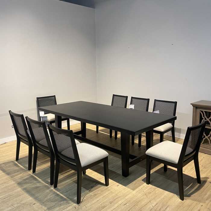 Kitchen & Dining Tables Furniture Store in Deerfield, Chicago, IL ...